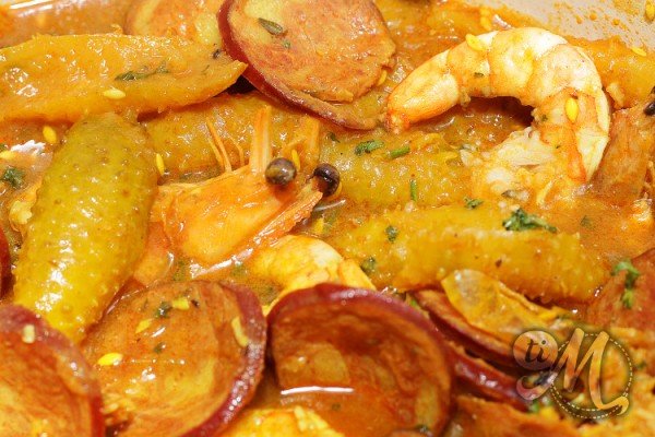 Daube de concombres piquants aux saucisses calabrese et crevettes – Ti ...